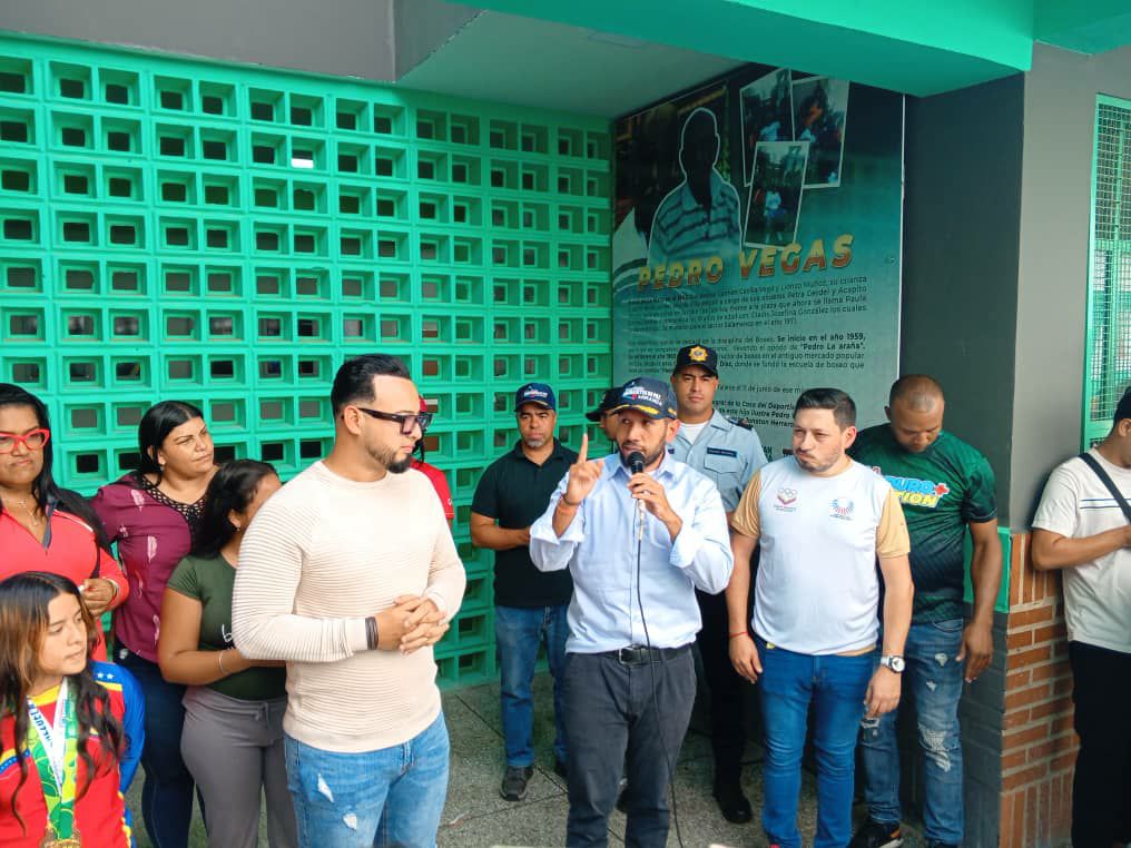 Reinauguran casa del deportista en Urdaneta Cua Miranda - Urquía 97.5 FM